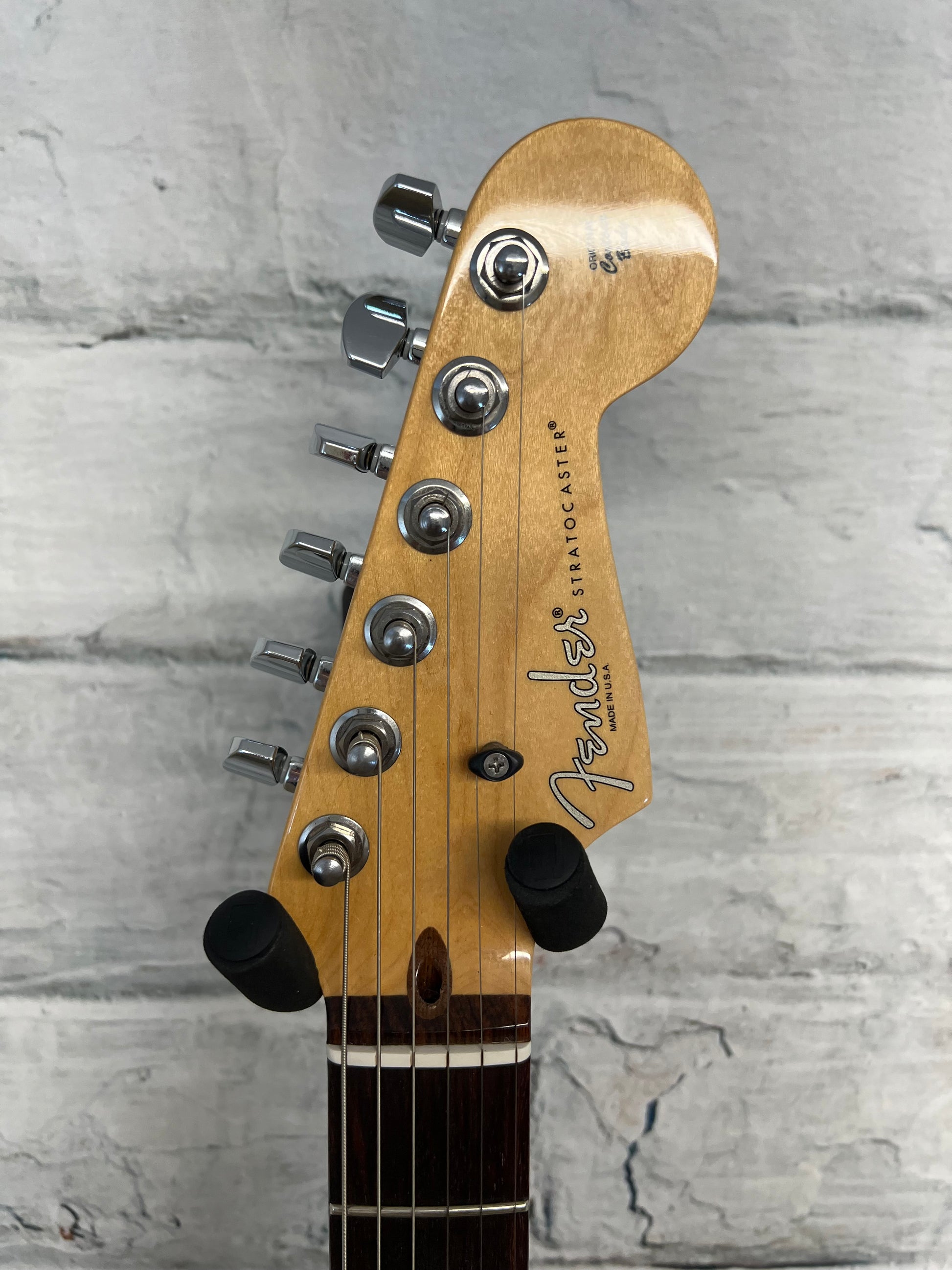 Used Fender 60th Anniversary Stratocaster- Modified-Burgandy – Will ...